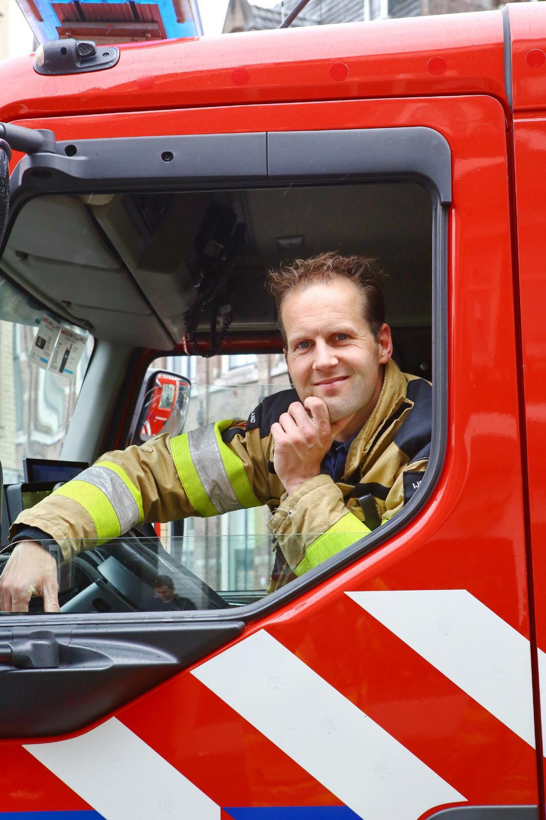 Brandweerman Wim: leuk en uitdagend werk - Veiligheidsregio IJsselland ...