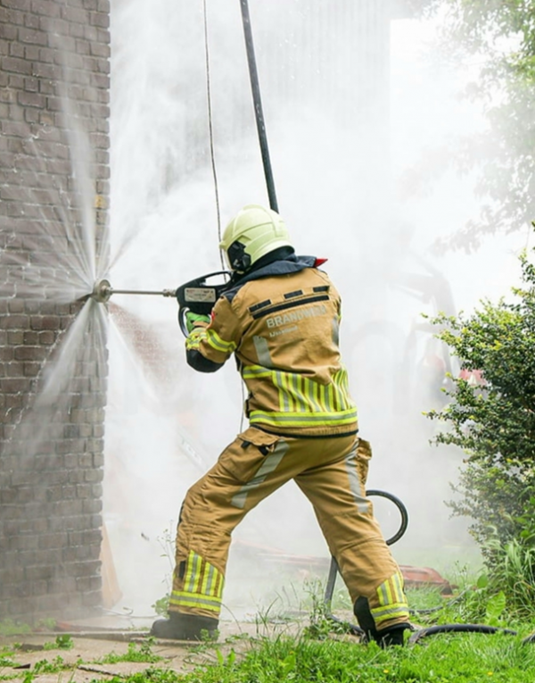 Brandweer Ijsselland Heeft Nu Ook Coldcutter Veiligheidsregio